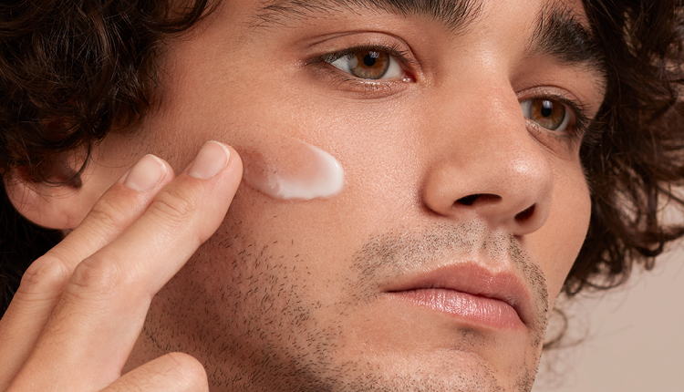 Skin purging vs breakouts: what does skin purging look like? | Paula's ...